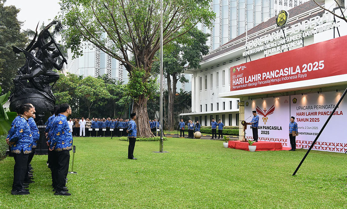 Wamen ESDM Yuliot Pimpin Apel Hari Lahir Pancasila: Teguhkan Komitmen ...